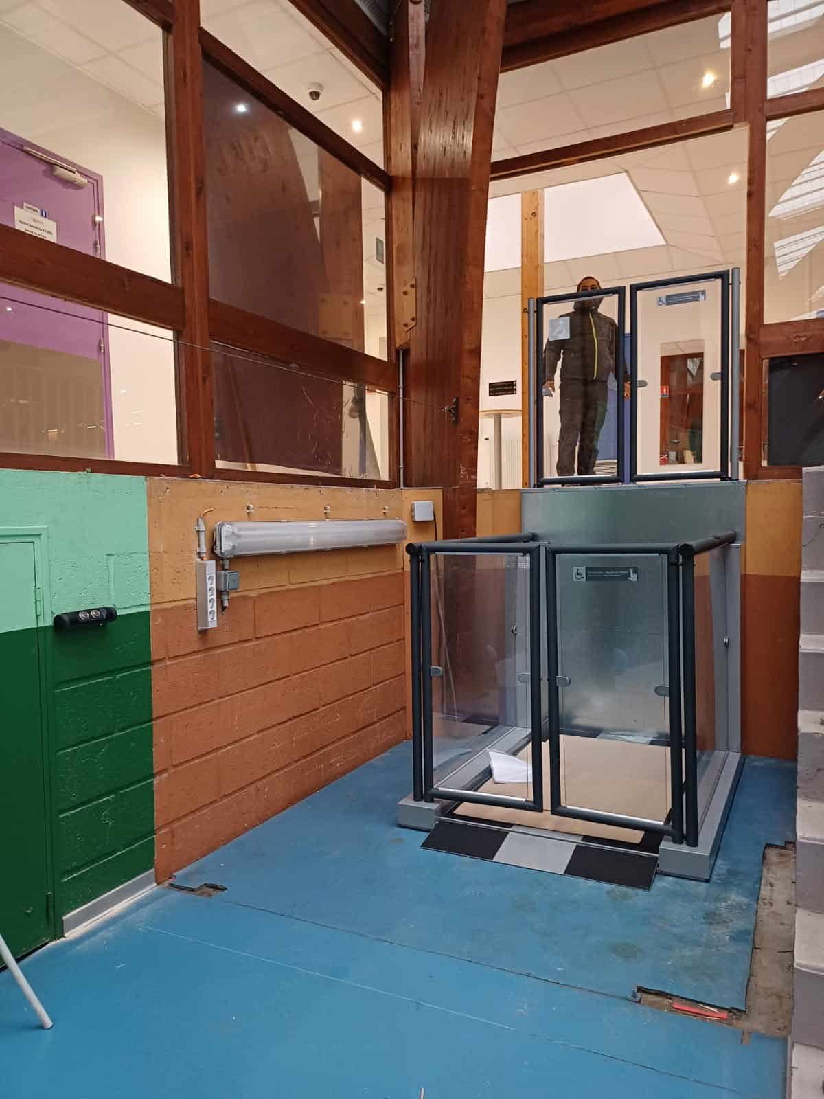 Installation d'une plateforme Guldmann LP7+ à Saint-Cloud (92)